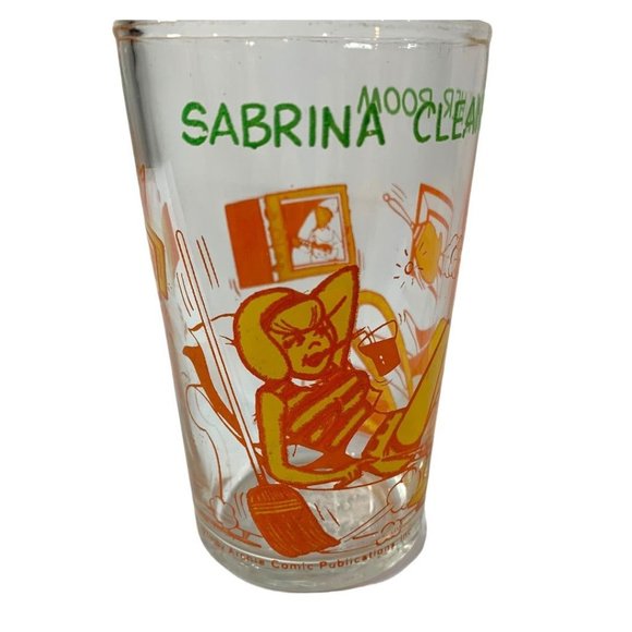 Archie Comics | Dining | 971 Archie Comics Juice Glass Sabrina Cleans ...